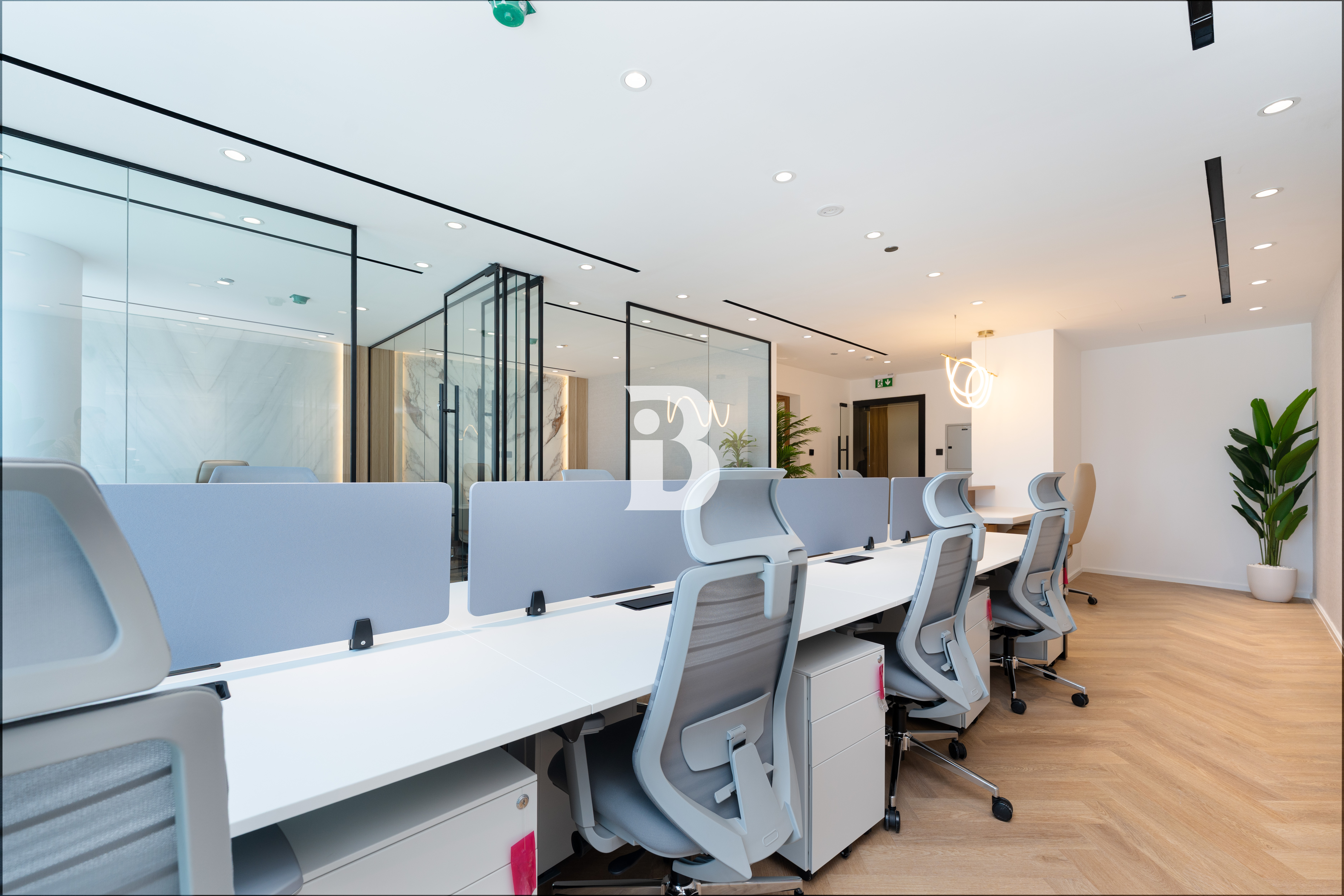 LUXURY FULLY FURNISHED|VACANT|MAINLAND LICENSE . Buy Properties in ...