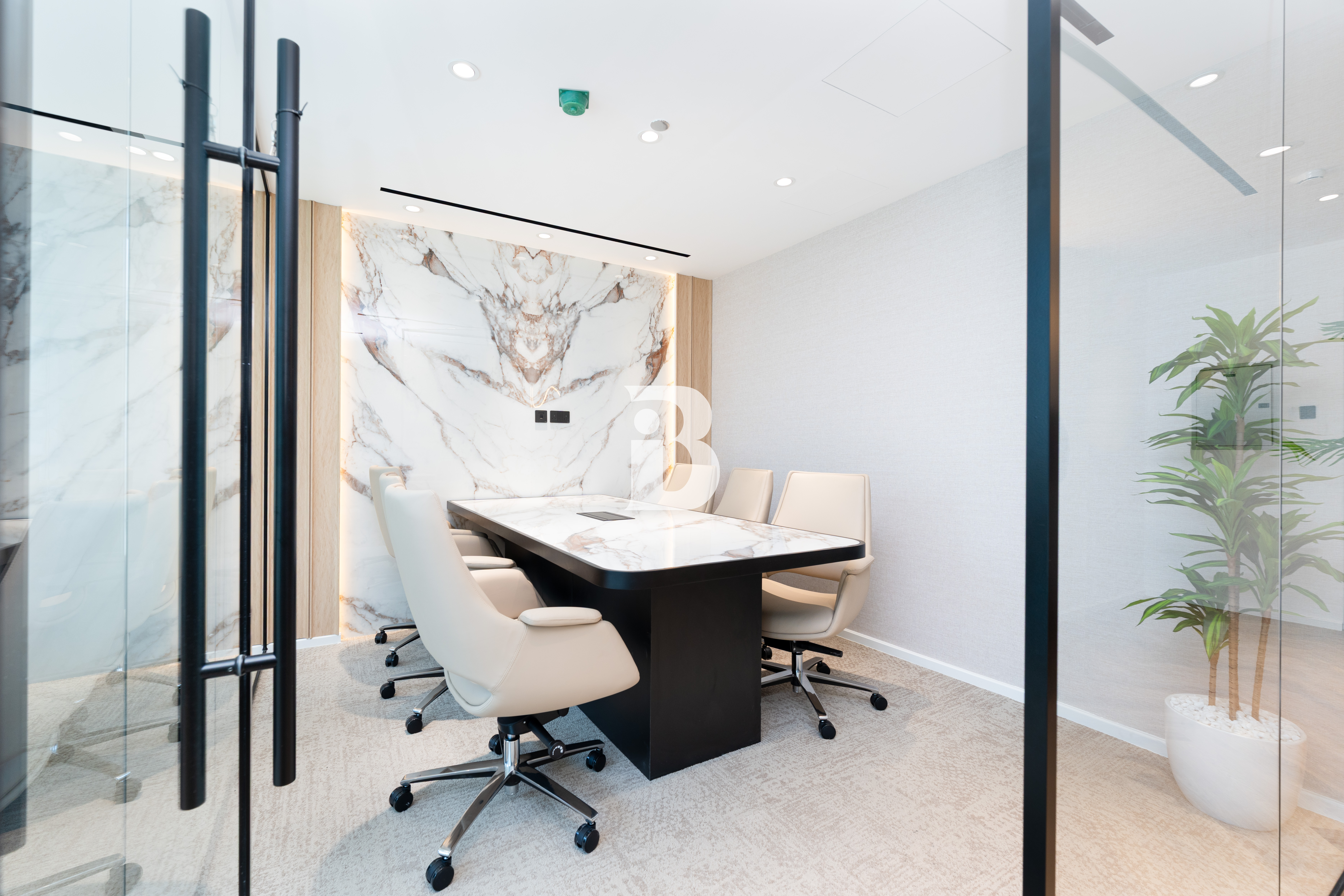 LUXURY FULLY FURNISHED|VACANT|MAINLAND LICENSE . Buy Properties in ...